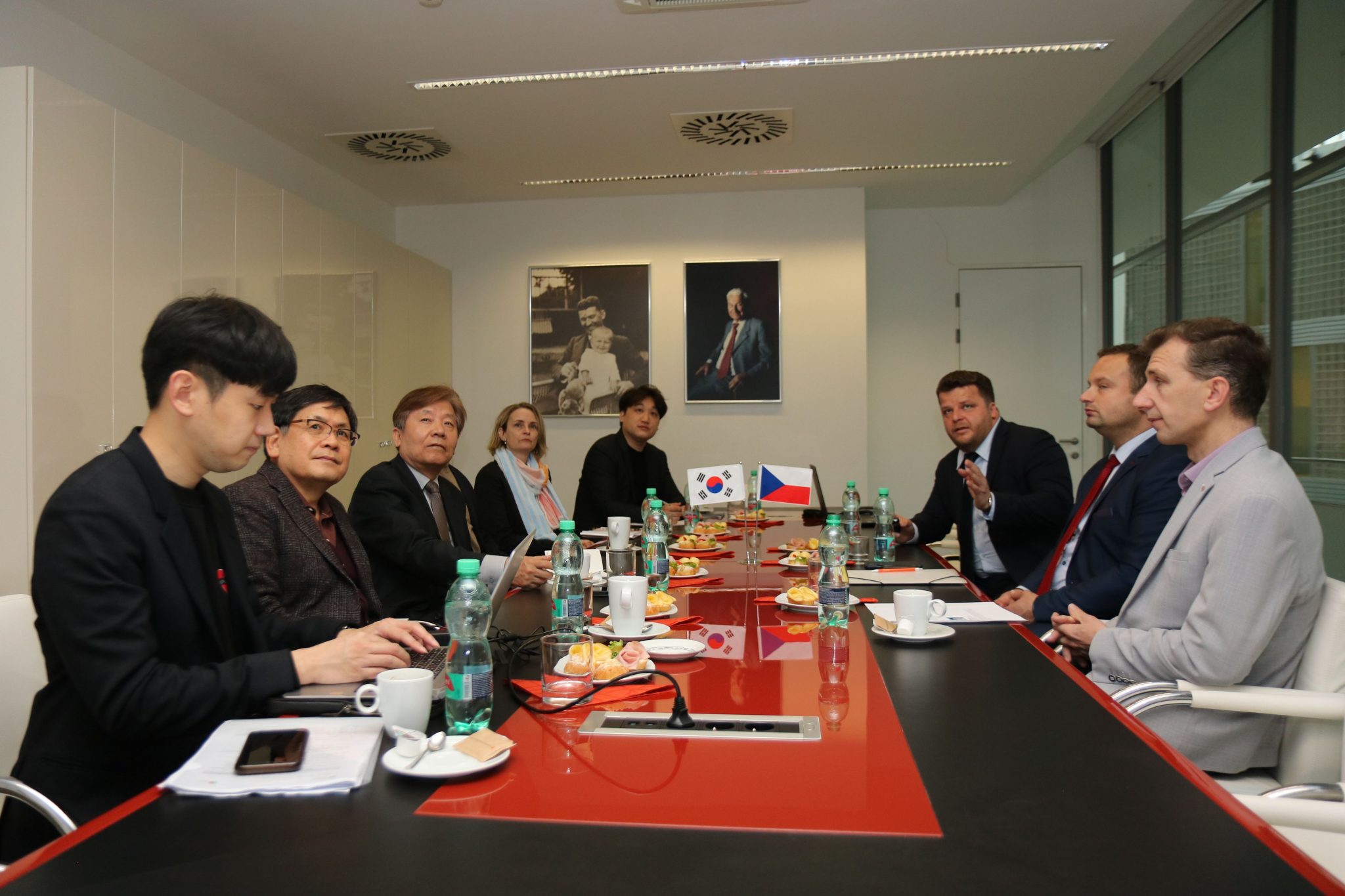 Homepage - International